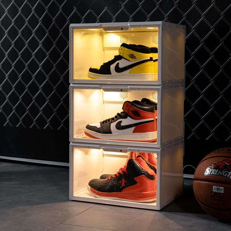 LED sneaker boxes : Latest trend from Sneakerstack